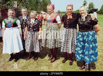 Brandenburg / Saxony / Minorities / 1997 Sorbs festival in Raddusch ...