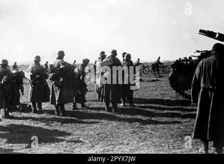 Panzer IV during fighting on the Meuse River during the French campaign ...