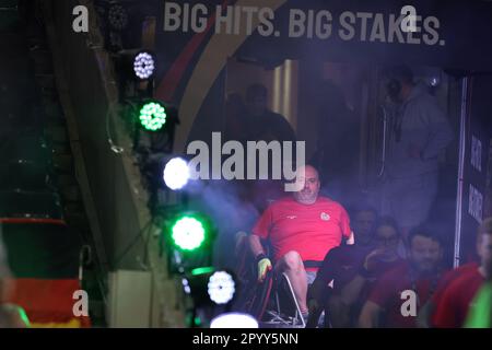 Welsh opera singer, Wynne Evans, (of Go Compare fame), visiting the ...