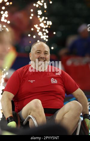 Welsh opera singer, Wynne Evans, (of Go Compare fame), visiting the ...