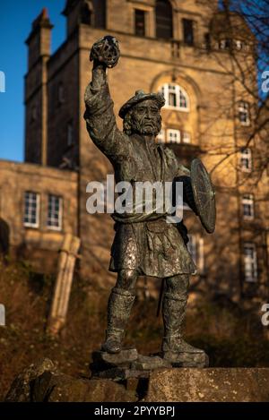 Statue of Rob Roy MacGregor, Stirling, Scotland, UK Stock Photo - Alamy
