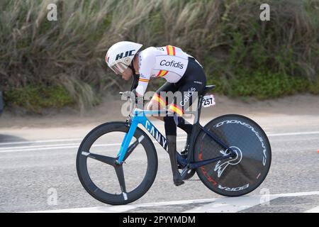 Ricardo Ten Argiles of Spain wins the men's MC1 category time trial at ...