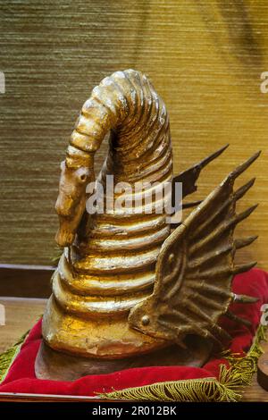 cimera de Jaume I dragon shaped, town hall of Palma, 19th century ...