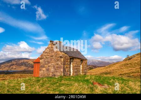The Elphin Bothy in Assynt, Sutherland, Scotland Stock Photo - Alamy