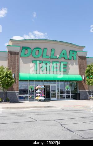 Warsaw - Circa May 2023: Dollar Tree Discount Store. Dollar Tree offers ...