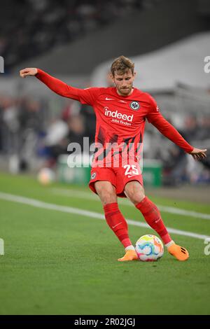 Christopher Lenz Eintracht Frankfurt SGE (25) on the ball, Mercedes ...