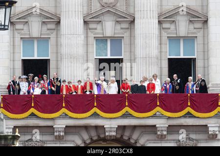 The King's Pages of Honour including Prince George, Lord Oliver ...