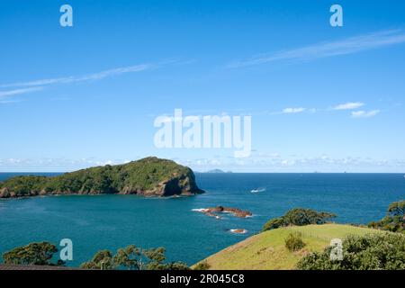 Farmland and off-shore islands of Northland New Zealand Stock Photo - Alamy