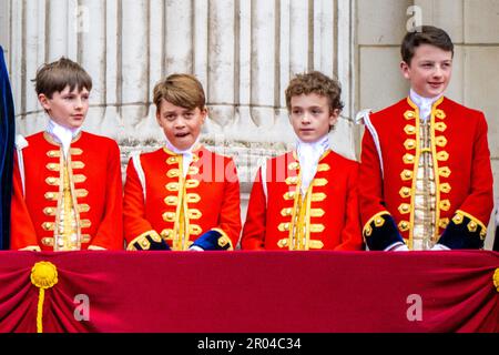 Lord Oliver Cholmondeley, Prince George, Nicholas Barclay, Ralph ...