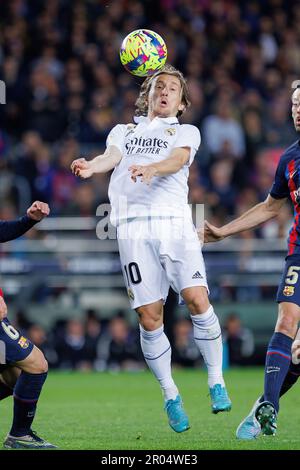 BARCELONA - MAR 19: Luka Modric in action during the LaLiga match ...