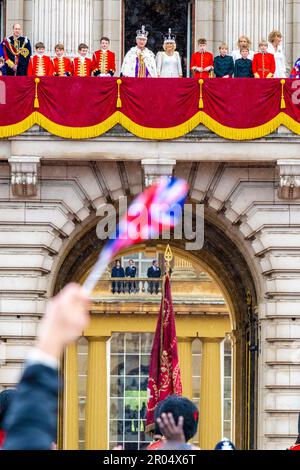 Annabel Elliot, Lady Fiona Lansdowne, Freddy Parker Bowles, Louis Lopes ...