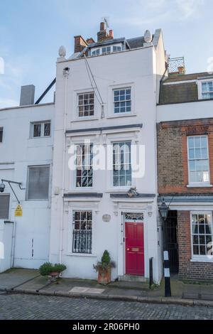 49 Bankside - Cardinal's Wharf, The House by the Thames, Bankside ...