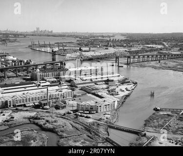 Goethals Bridge from Staten Island side looking southwest - Goethals ...