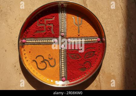 Aarti thali decorated with Haldi and kumkum . Decoration of Plate with ...