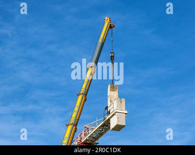 Crane disassembly, separation of components and removal of ...