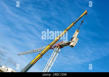 Crane disassembly, separation of components and removal of ...