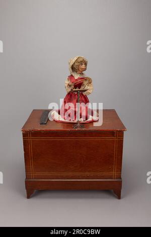 Monkey Automaton Playing Violin on Barrel Organ Stock Photo - Alamy