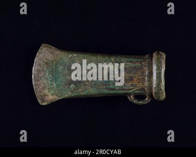 Socketed Axe, Late Bronze Age. Found in Gloucestershire, UK Stock Photo ...
