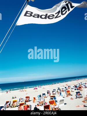 Flag, bath time, beach in Westerland, Sylt, North Frisian Islands ...