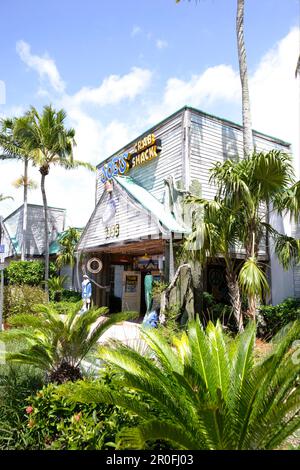 Joe's Crab Shack Restaurant, Naples, Florida, USA Stock Photo - Alamy