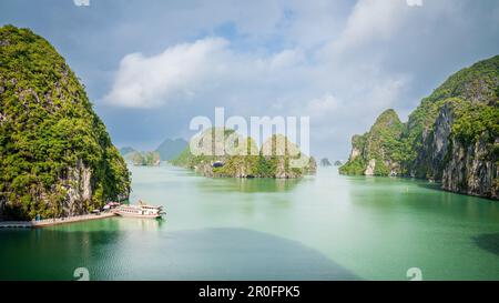 Beautiful limestone karst islands of Ha Long Bay in Vietnam Stock Photo ...