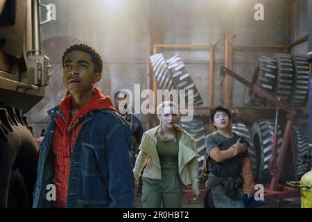 Crater Isaiah Russell-Bailey, Mckenna Grace, Thomas Boyce, Orson Hong ...