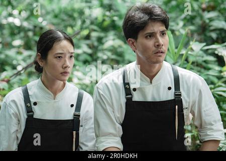 HUNGER, from left: Gunn Svasti Na Ayudhya, Chutimon ...