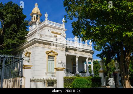 Colonial style architecture, Merida City Center, Mexico Stock Photo - Alamy
