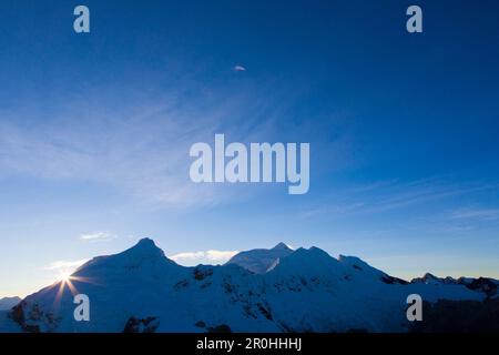 Tocllaraju and Chinchey in sunrise, Urus, Pashpa, Ishinca Valley ...