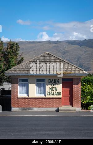 Middlemarch, Maniototo, Otago, South Island, New Zealand Stock Photo ...