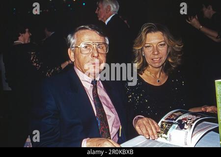 Rolf Mares, Intendant und Verwaltungsdirektor der Staatsoper und ...