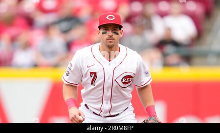 Cincinnati Reds third baseman Spencer Steer (12) plays during a ...