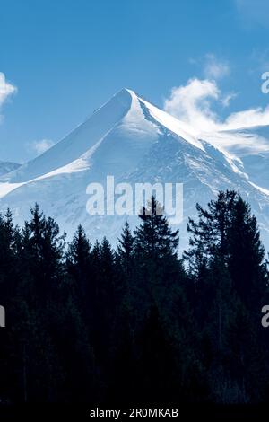 white peak of Silberhorn in the bernese alps Stock Photo - Alamy