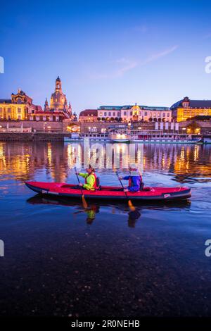 Kayak tour on the Elbe in Dresden, Germany Stock Photo - Alamy