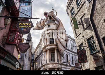 The impressive scene for harry Potter featuring Gringotts Bank at ...