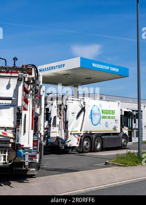 Hydrogen filling station, waste disposal vehicle, refuse collection ...