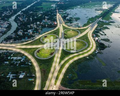 Dhaka Elevated Expressway is Bangladesh's first elevated expressway ...