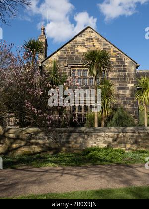 Oakwell Hall an Elizabethan manor house the inspiration for Fieldhead ...