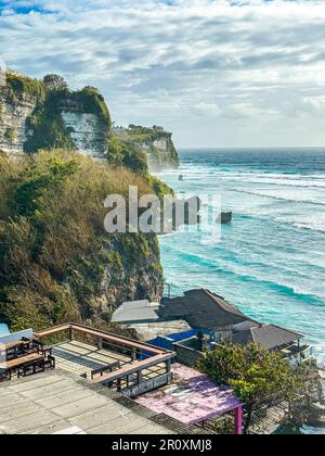 Blue Point Beach Ungasan, Pantai Suluban in Uluwatu Beach, Bali ...