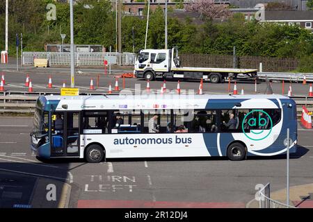 The UK’s first autonomous bus service, AB1 crossing the Forth Road ...