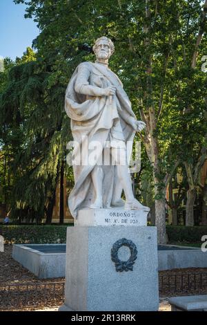 Sculpture of Ordono II King at Plaza de Oriente, Madrid. He was was ...