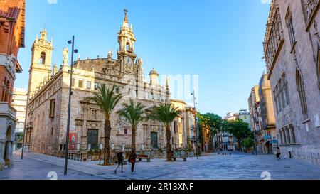 Medieval church architecture in Valencia, Spain Stock Photo - Alamy