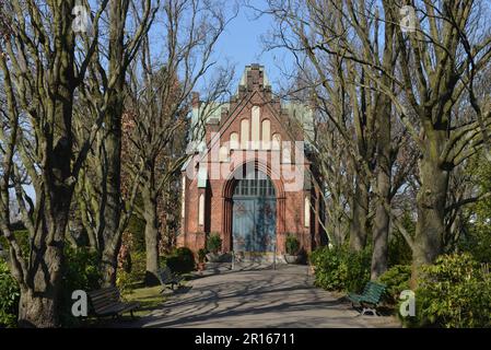 Grunewald Halensee Cemetery, Bornstedter Strasse, Halensee, Berlin ...