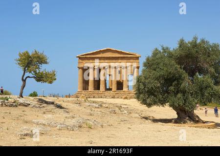 Tempio della Concordia, Valle dei Templi, Valley of the Temples ...