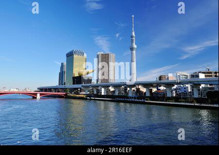 Tokyo sky tree from Komagata bridge Stock Photo - Alamy