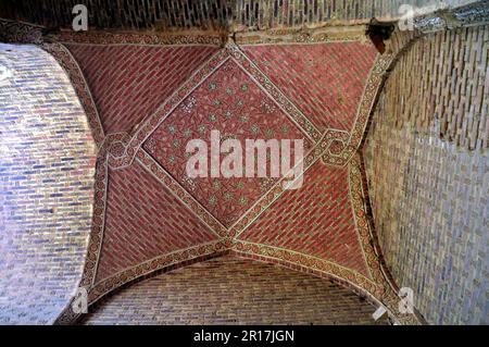 Iran, Soltaniyeh: Gonbad-e Soltaniyeh (Oljeitu Mausoleum) was built by ...