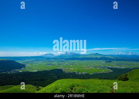 View of Mount Asosan from Aso daikanbo peak Stock Photo - Alamy