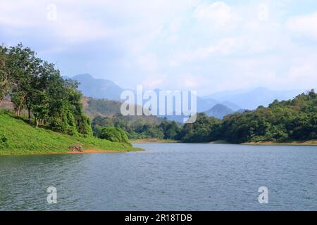 the lake in front of the at peruvannamuzhi (peruvannamoozhi) dam ...
