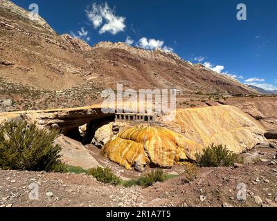 The Inca Bridge ruins. Abandoned spa building at Puente del Inca ...