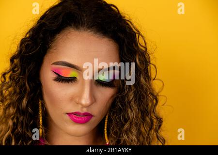 Carnival Makeup to celebrate Brazil's Carnaval. Makeup trend and ...